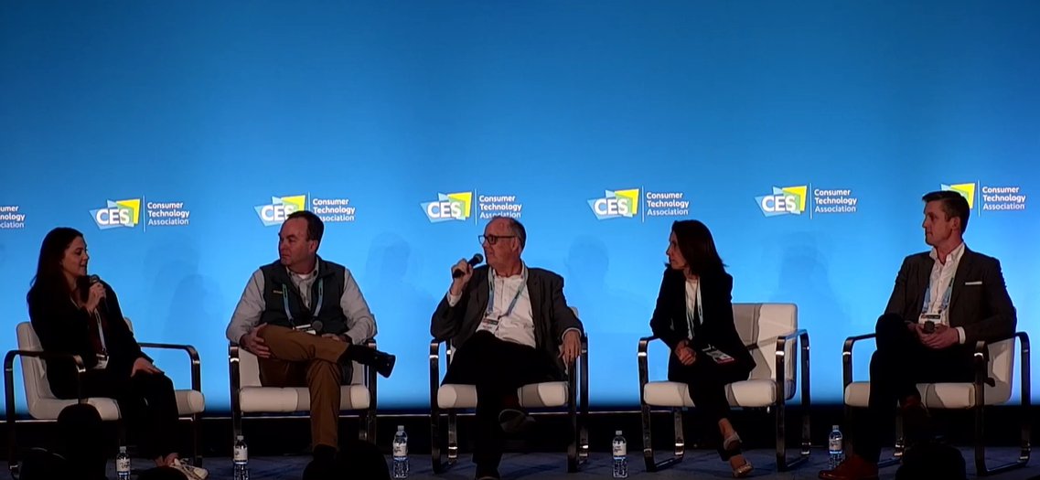 Emily Forlini – Senior Reporter