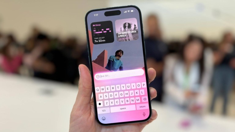 Emily Forlini – Senior Reporter